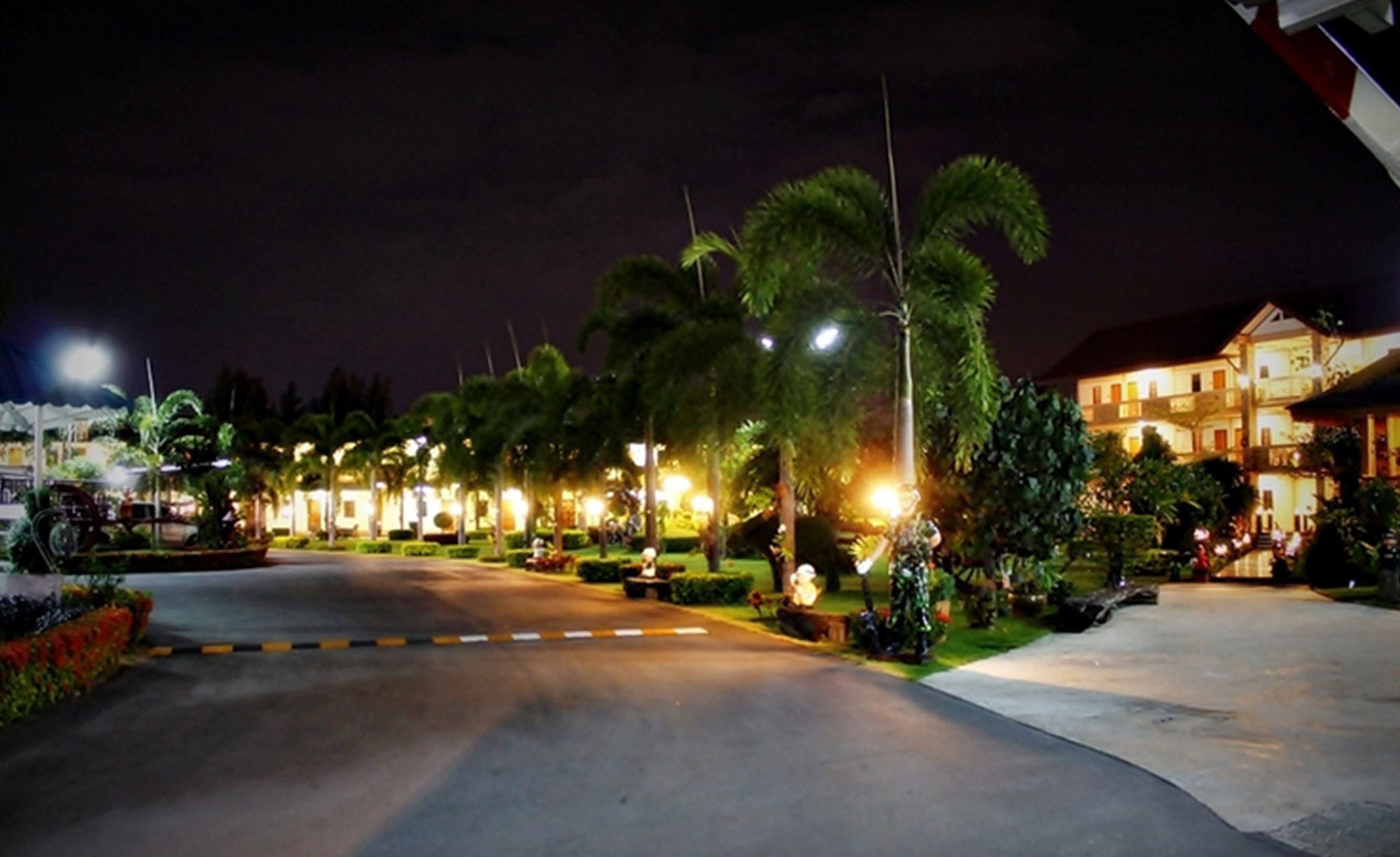 PN Gold Resort - Travel Gay