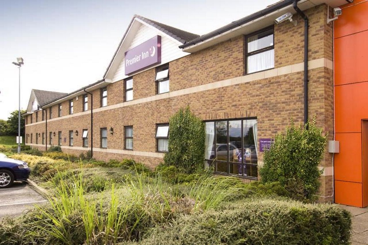 Premier Inn Sheffield/Barnsley (M1 Jct36) - Travel Gay